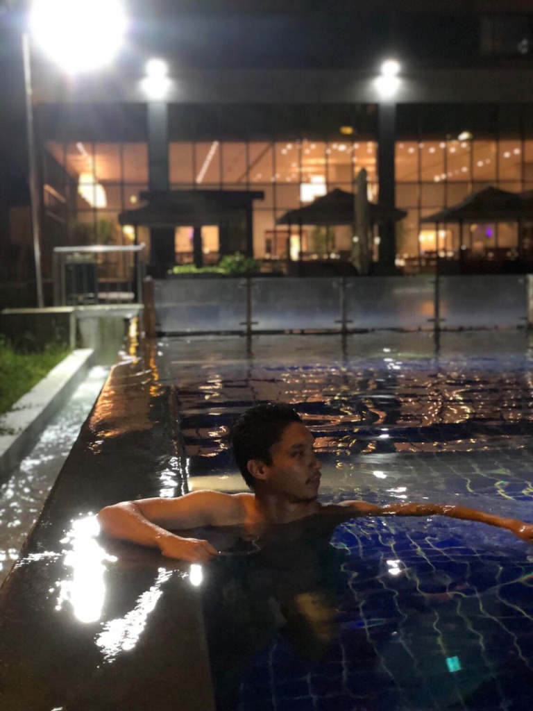 THE OASIS OF LUXURY IN CLARK: Live through the Authentic Five-Star Hotel Experience at Hilton ...