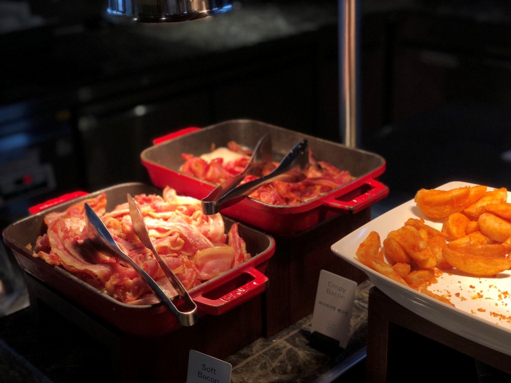 International Feast of Flavors: OLIVE RESTAURANT at Hilton Clark Sun ...