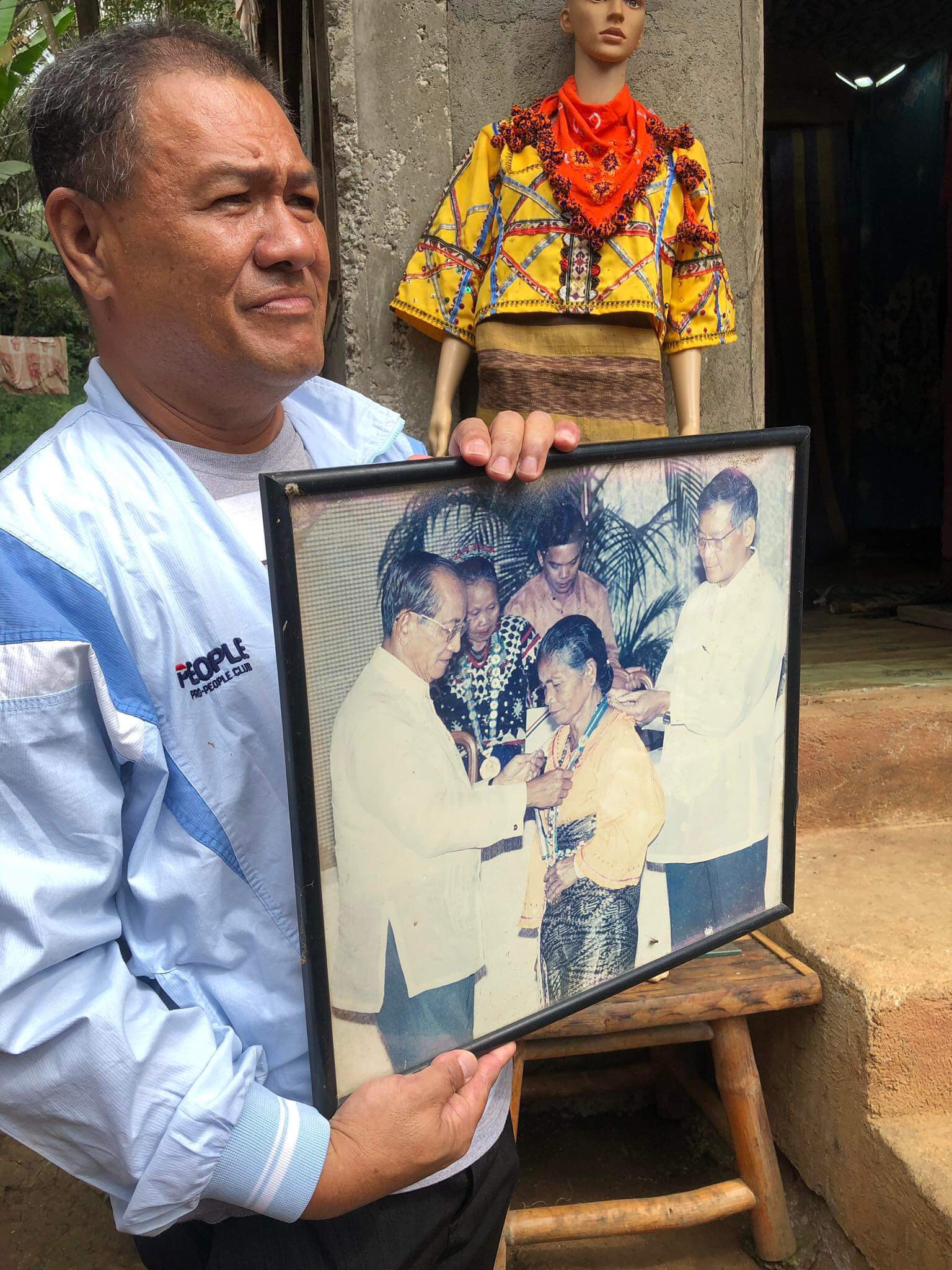 SALINTA MONON: Awarded Bagobo Weaver Who Saved The Inabal Weaving ...